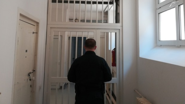 Osumnjičeni za ubistvo Danke Ilić upućeni na psihijatrijsko veštačenje u Beograd | Hronika | RTS