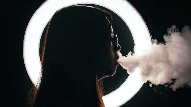 Вејп или цигарета – зависност стиже раније, ризици по здравље већи ...