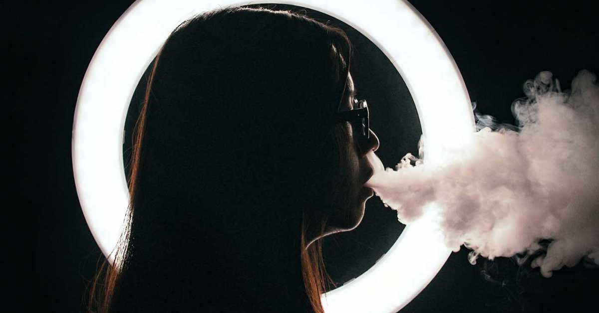 Вејп или цигарета – зависност стиже раније, ризици по здравље већи ...