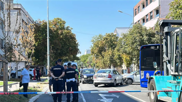 Teška saobraćajna nesreća u Zemunu, poginula devojčica - Naslovi.net