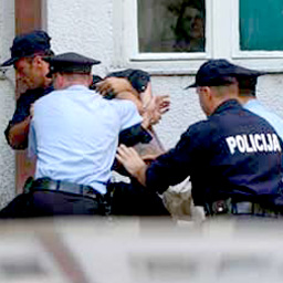 RTS :: Region :: Crnogorske poternice: Brigo moja pređi na drugoga