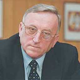 РТС :: Хроника :: Ослобођен бивши директор "Југоимпорта СДПР"