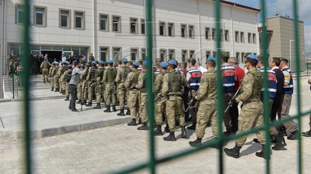 RTS :: Svet :: Doživotna robija za desetine pučista u Turskoj