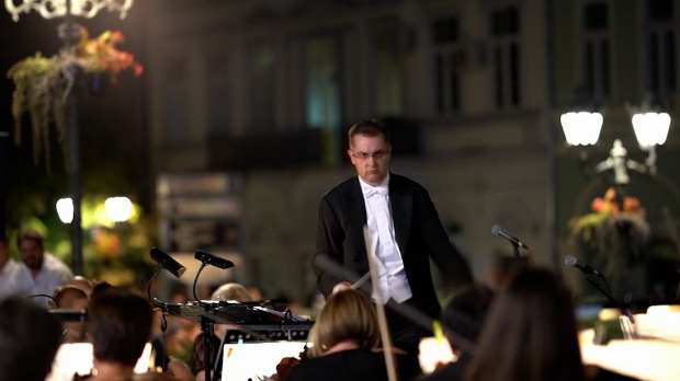 RTS :: Muzika :: Poslednje pripreme za spektakl - Karmina Burana na ...