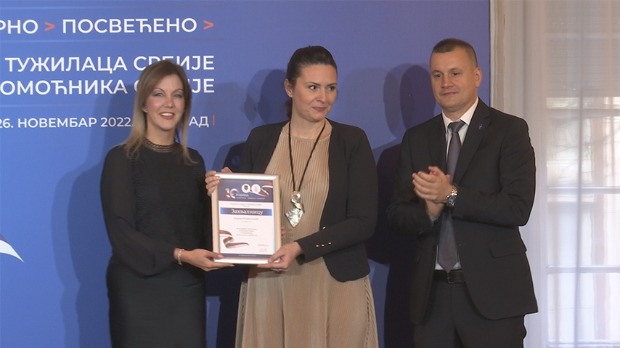 Novinarki RTS-a Bojani Mlađenović nagrada Udruženja sudija i tužilaca ...