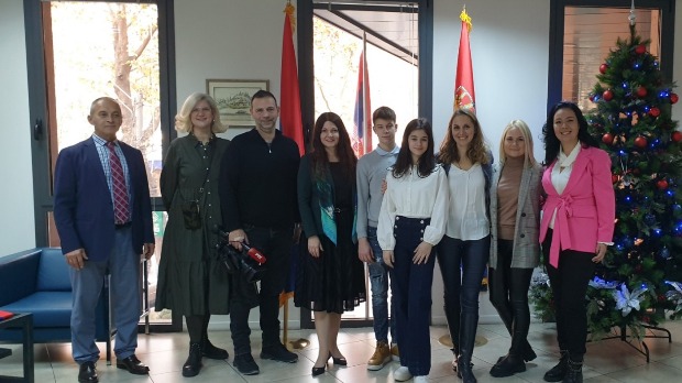 RTS :: Dečja pesma Evrovizije 2022 :: Katarina Savić i delegacija ...