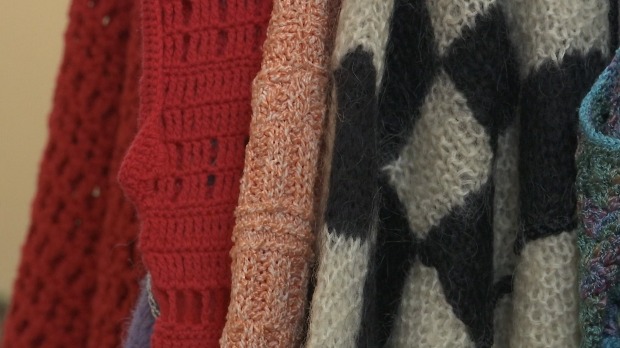 Како Мирјана ручним радом и уникатима чува традицију | Занимљивости | РТС